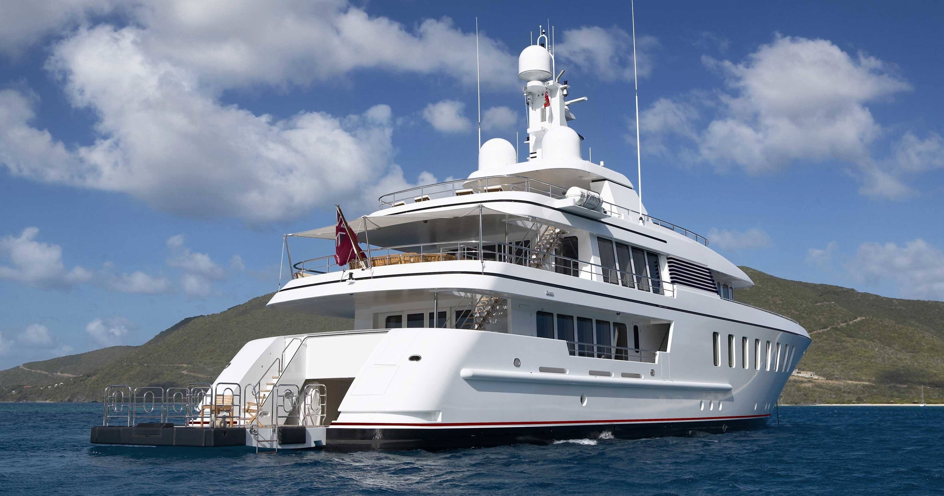 Yacht BLUE SKY, a Feadship F45 Vantage Superyacht | CHARTERWORLD Luxury ...